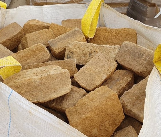 4-5" Lincolnshire Limestone Walling Stone - Watling Reclamation