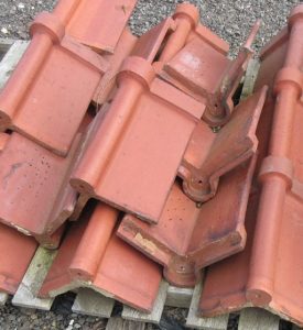 Red Roll Top Interlocking Clay Ridge Tile - Watling Reclamation