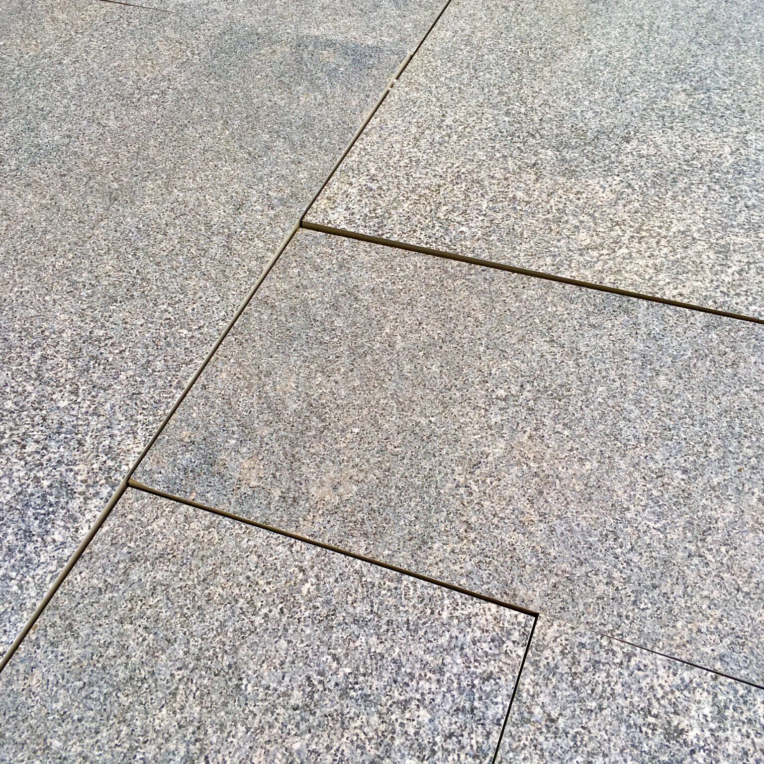 Reclaimed Yorkstone Flagstone Buff/Grey- Mixed Grade - Watling Reclamation