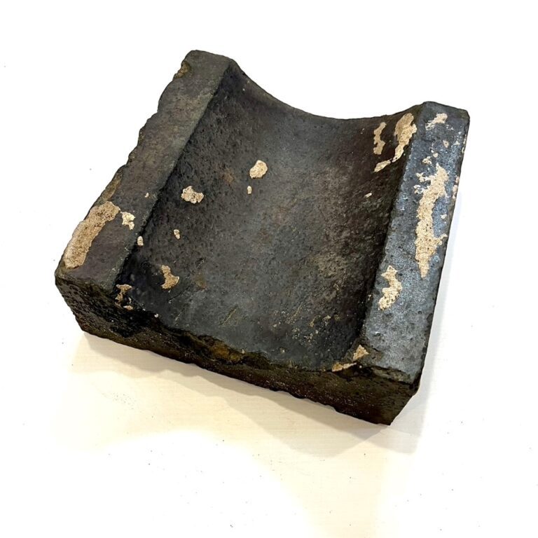 Gully Brick Blue 9" (Reclaimed) - Watling Reclamation