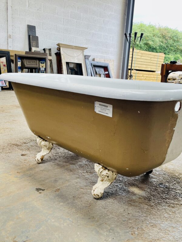 Cast Iron Roll Top Bath - Watling Reclamation
