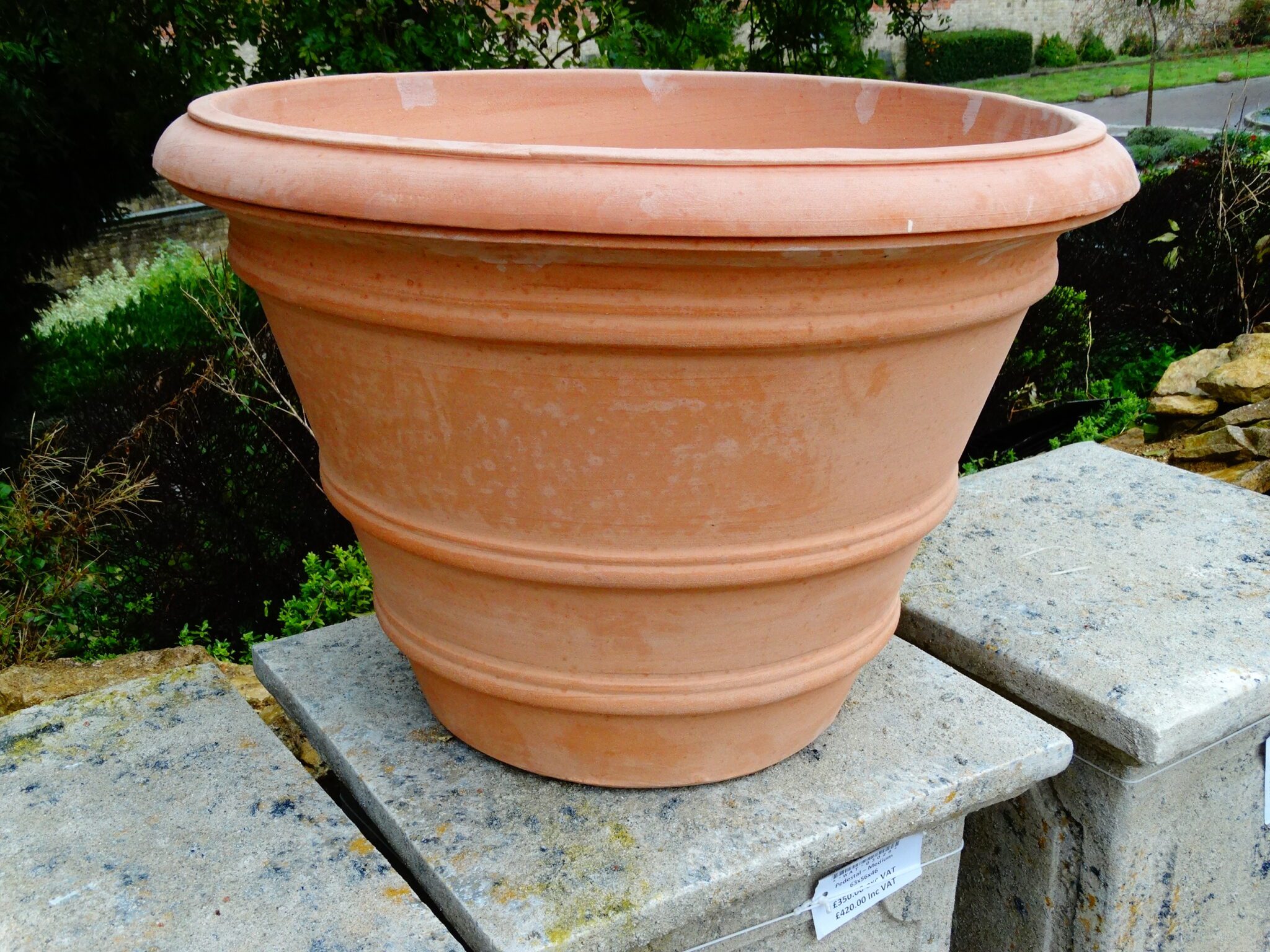 Handmade Italian Tuscan Plain Rolled Rim Pot - Watling Reclamation