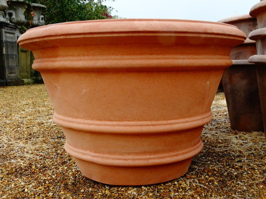 Handmade Italian Tuscan Plain Rolled Rim Pot - Watling Reclamation