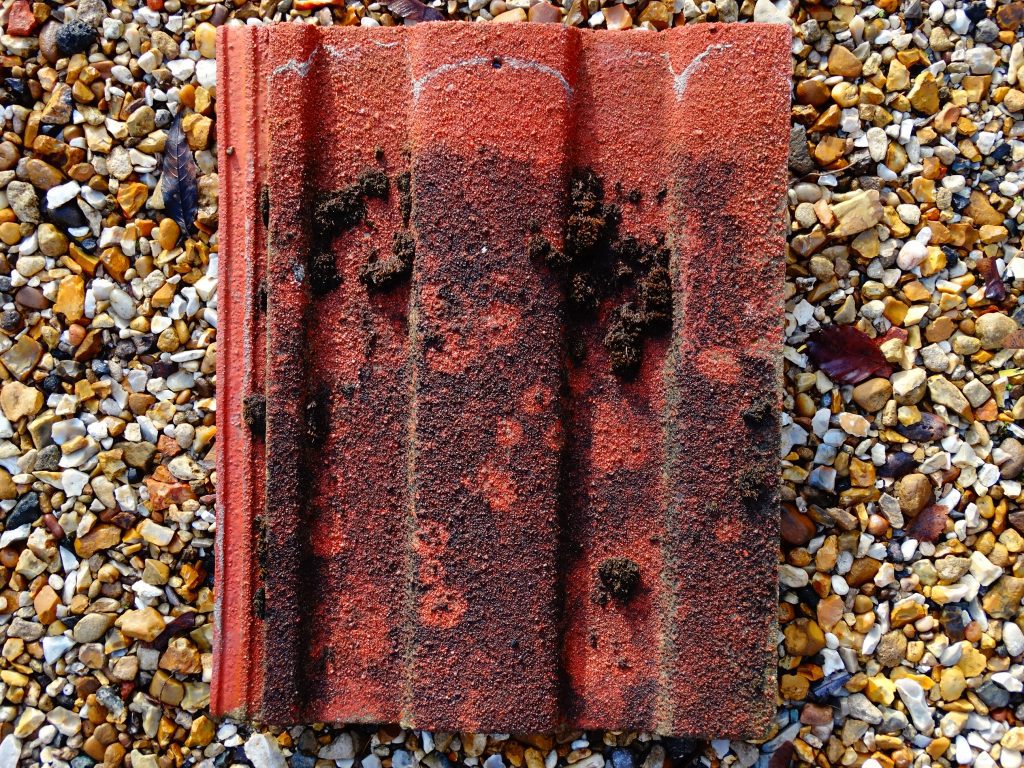 Concrete Interlocking Roof Tiles 16" x 13" - Watling Reclamation