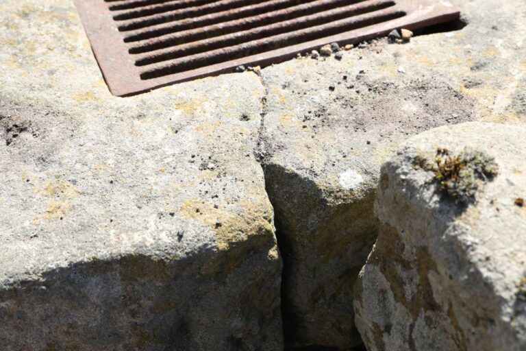 Reclaimed Yorkstone Flagstone Buff/Grey- Mixed Grade - Watling Reclamation