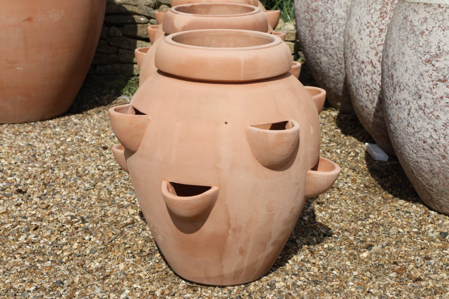 Handmade Clay Pots & Planters - Watling Reclamation