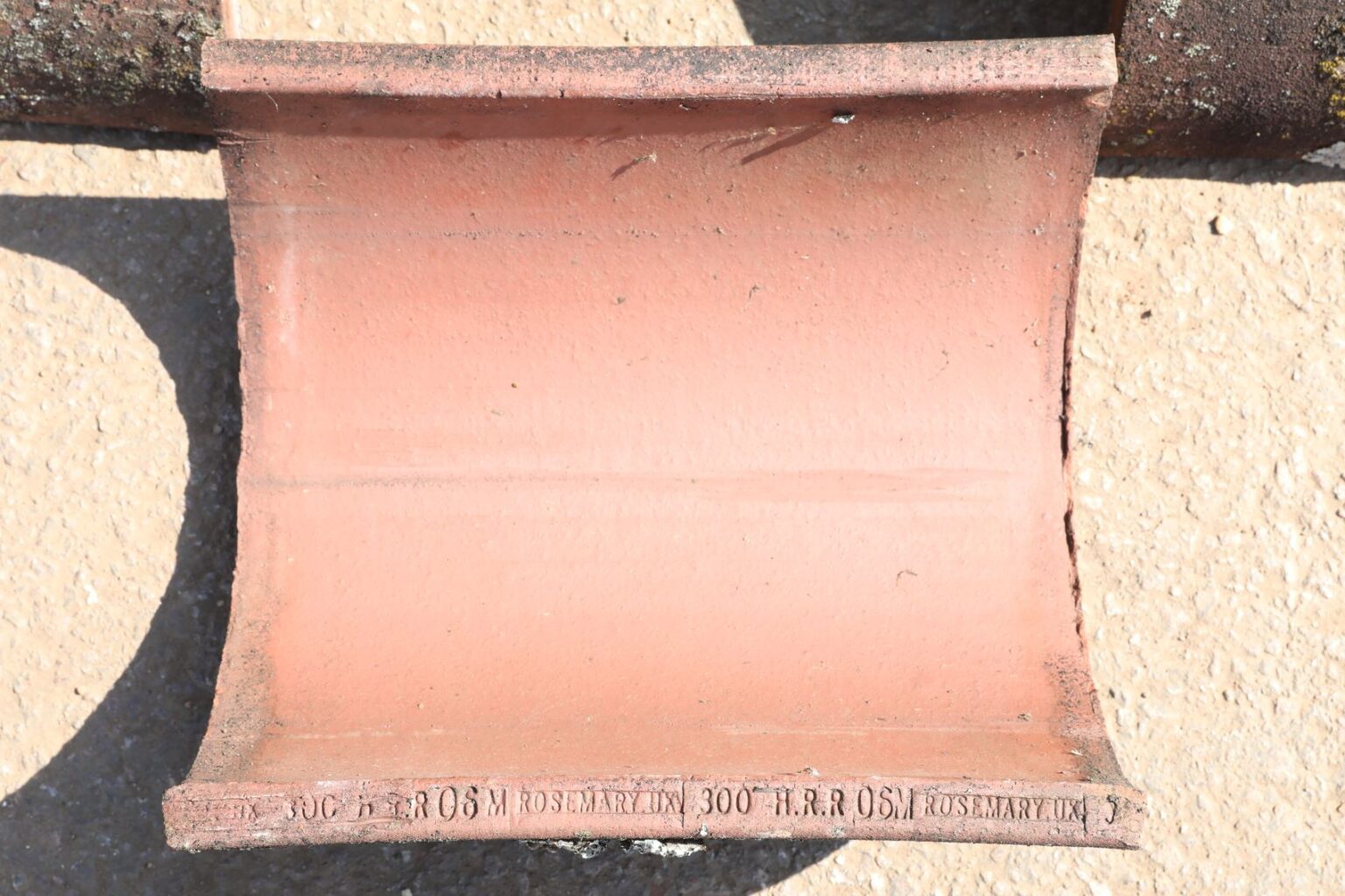 Reclaimed Ridge Tiles - Watling Reclamation