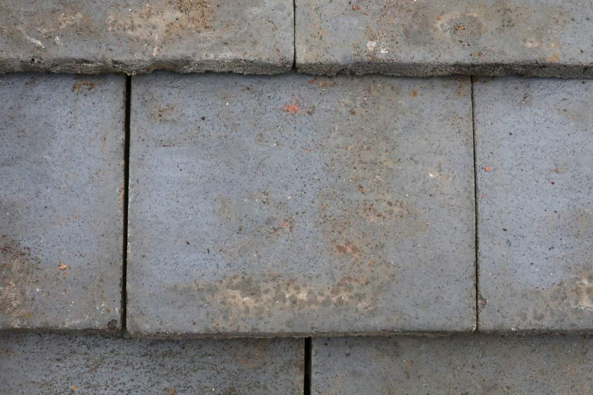 Sandtoft Plain Concrete Roof Tiles Grey 10 1/2" - Watling Reclamation