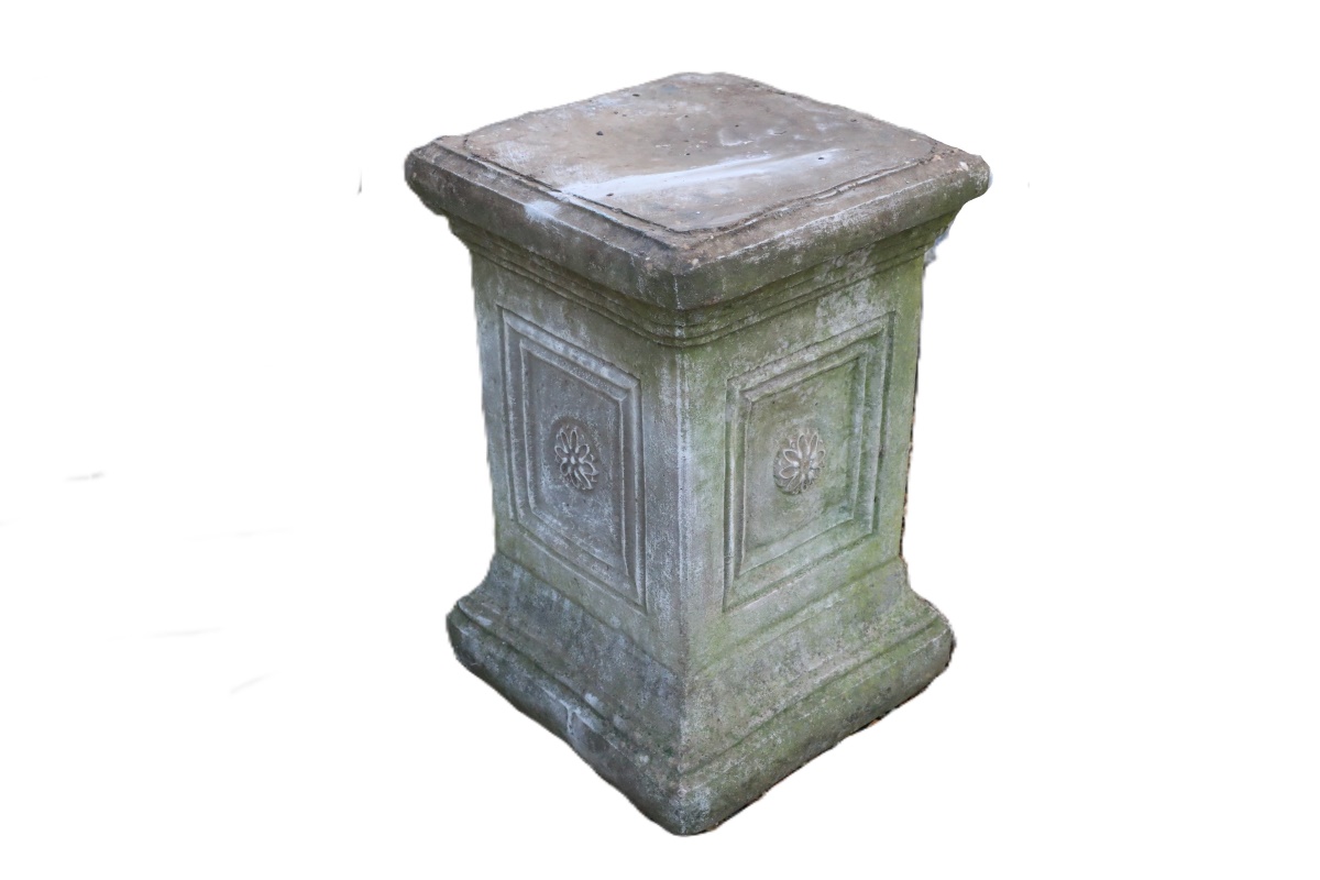 Weathered Reconstituted Stone Plinths - Watling Reclamation